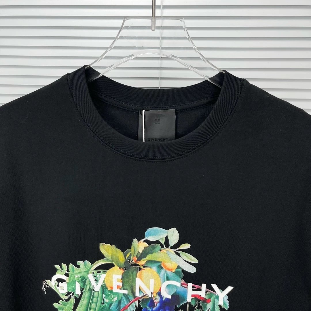 GVY 24FW T-Shirt MJ265195Q