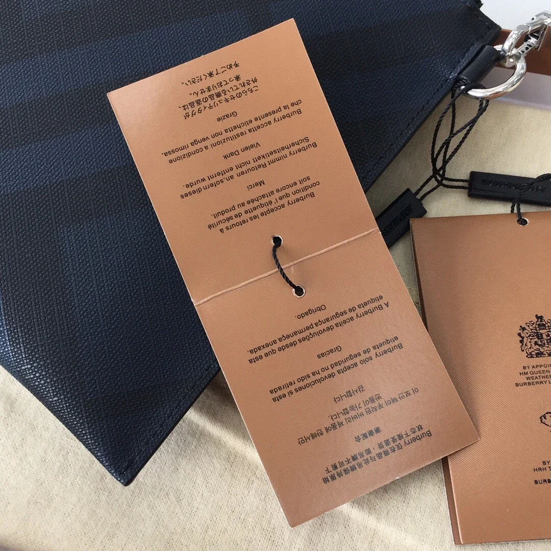 代工厂原单】BURBERRY巴宝莉2020年BBR经典烟熏格纹男士腋下包零 代工厂原单】BURBERRY巴宝莉2020年BBR经典烟熏格纹男士腋下包零