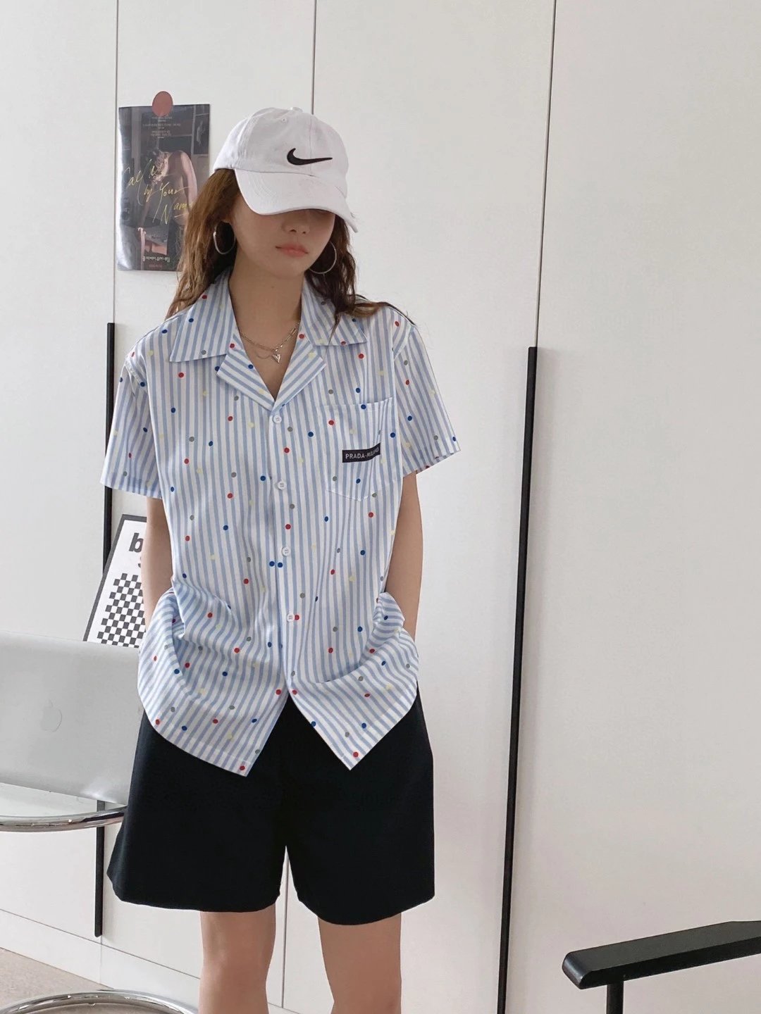 22ss夏季新款火焰🔥波点印花口袋短袖衬衫波点印花设计 新颖独特、口袋标识logo 简单明了 极具休闲 上身效果nice 定制面料品质手感极佳！ 满满的夏威夷度假风 原版