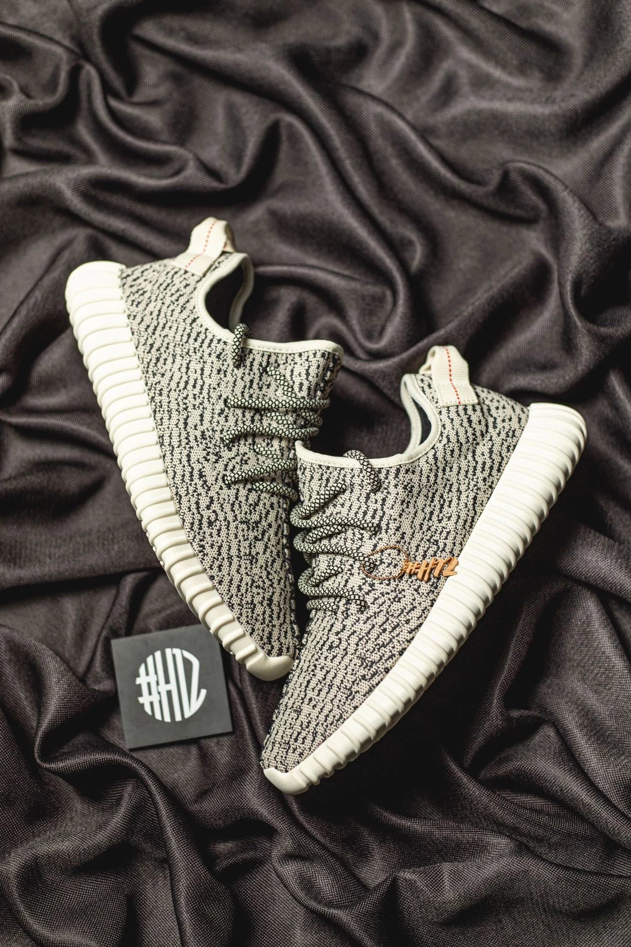 🔑N699560 Classic return H12 series Yeezy 350 first generation "Turtle ...